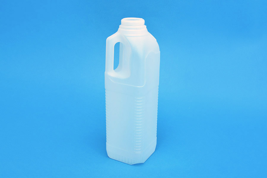 Graham Tyson 1 Litre Milk Square Bottle